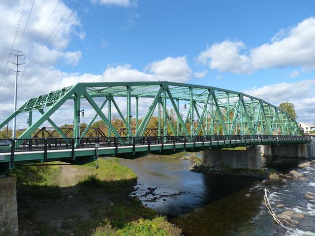 Westfield Bridge (Great River Bridge) - HistoricBridges.org Westfield Bridge (Great River Bridge) - HistoricBridges.org